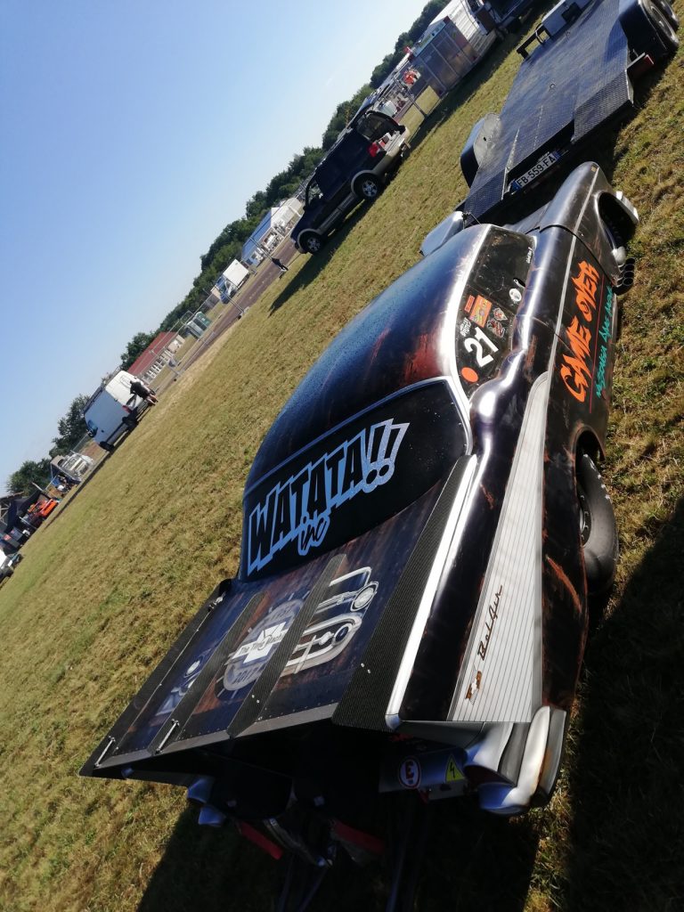 Très Grand sticker WATATA Auto Moto